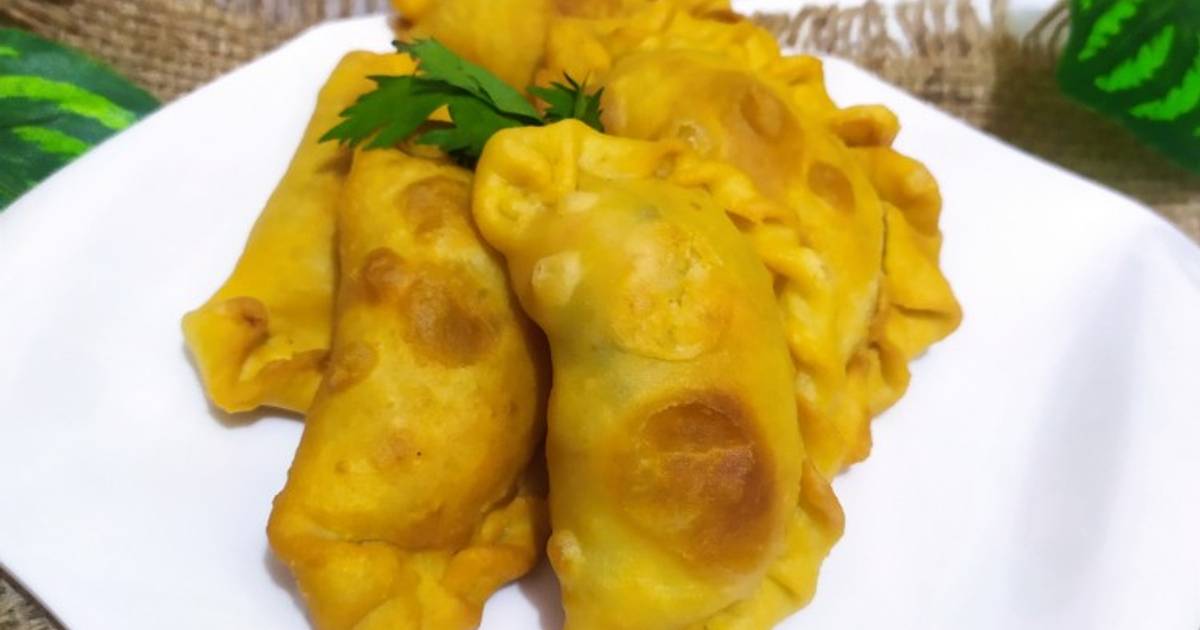 Resep 374. Pastel (isi kentang wortel) oleh Annisa Rahmatillah - Cookpad