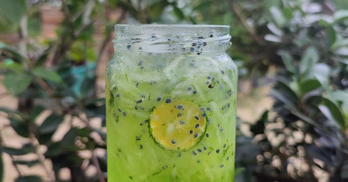 Resep Es Timun Selasih oleh Widjie Astuti - Cookpad