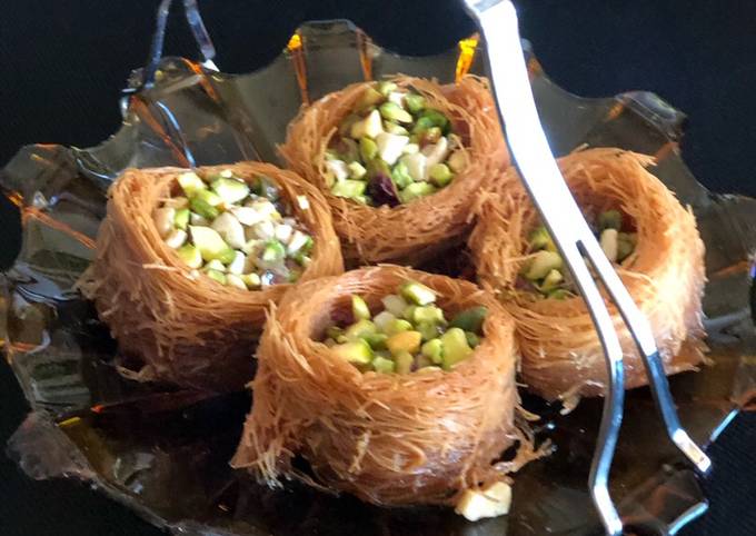 Resep Sarang Burung + Kacang Pisthacio oleh Sulis Tyowati - Cookpad