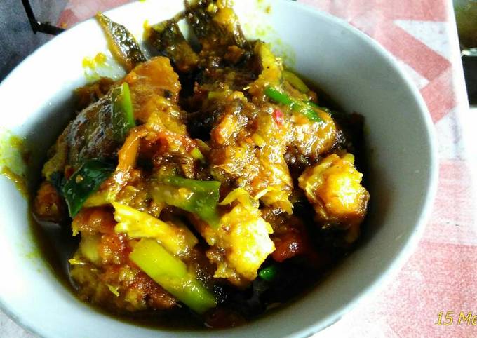 Resep Semur ikan mas oleh Tania.Kurnia - Cookpad