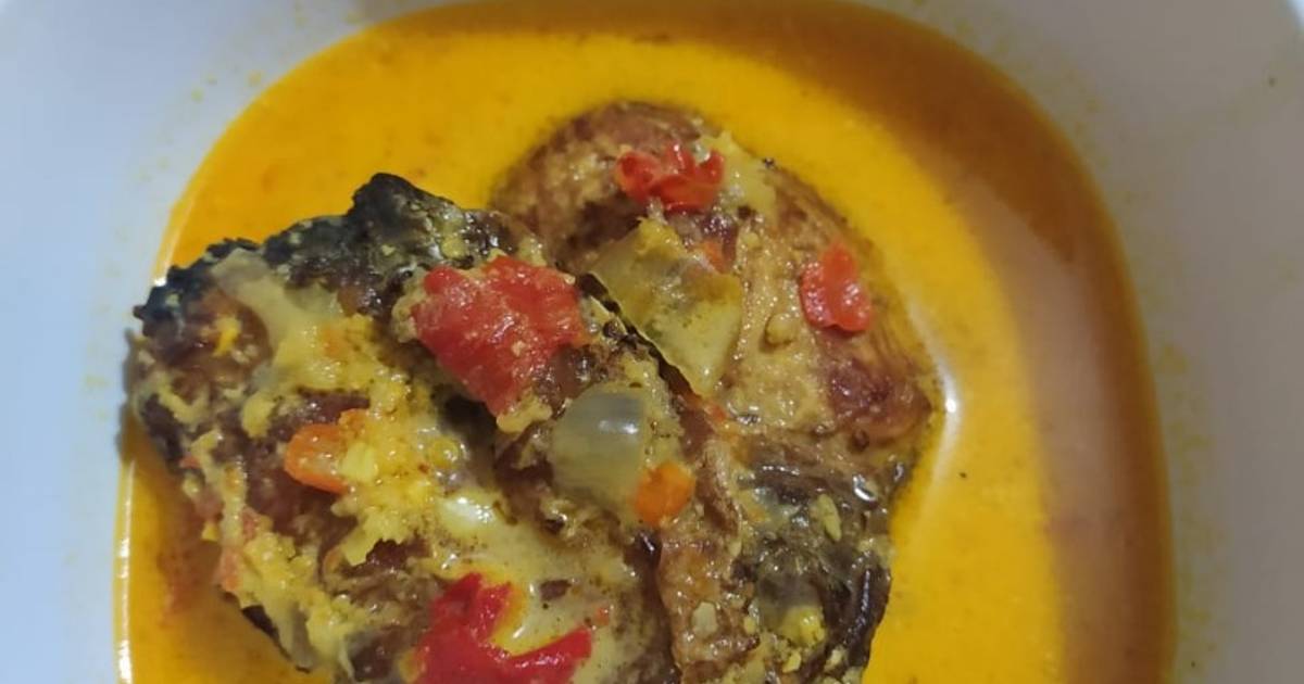 Resep Mangut Ikan Asap oleh resta awalia - Cookpad