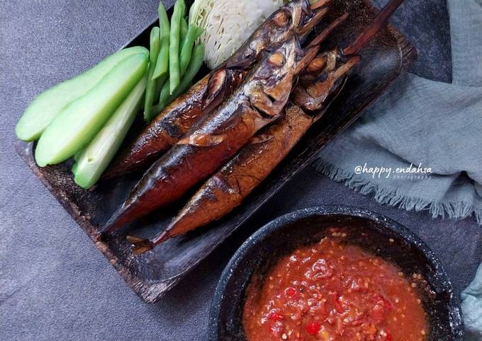 Resep Ikan Asap Sambal Pantura Oleh Happy Endahsa Happy End Cookpad