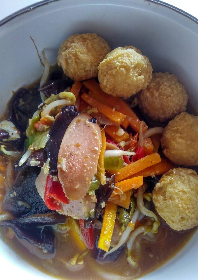Resep Oseng bakso tahu sosis sayur oleh Saputri Barlian - Cookpad