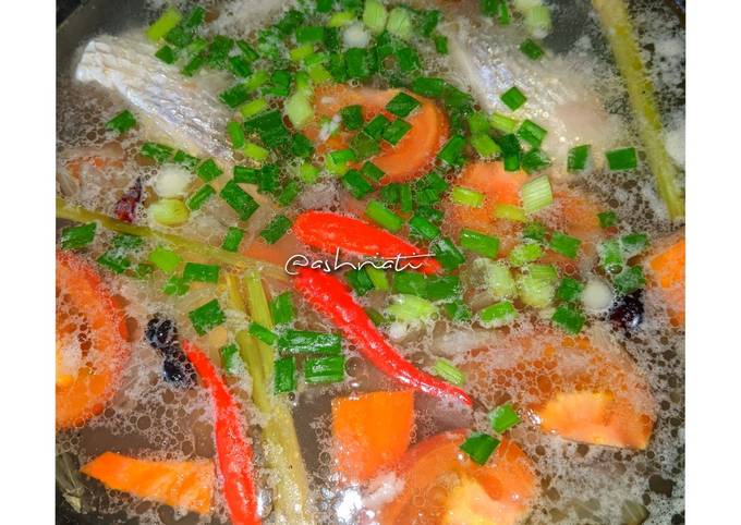 Resipi Sup Ikan Gerut Simple (white snapper) oleh aFun ashriati - Cookpad