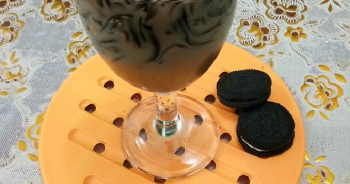 Resep Es Capcin (Capucinno Cincau) 🍹 oleh Bunda Fafa - Cookpad