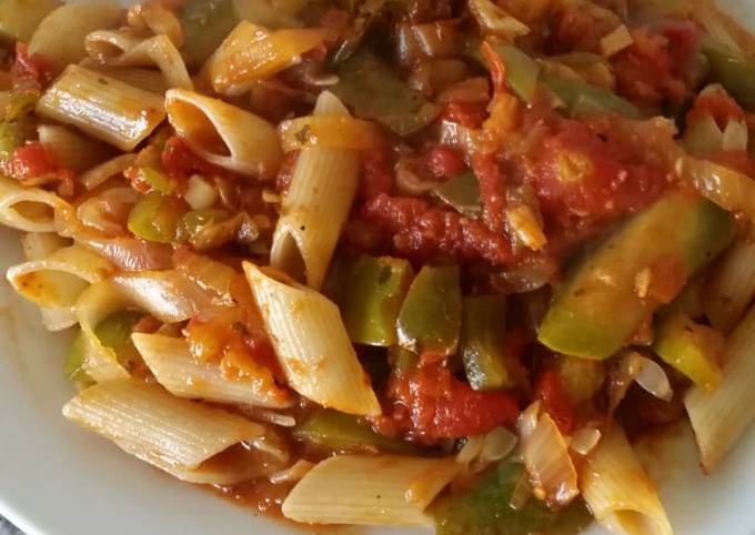 Mostacholes con paleta de cerdo Receta de Claudio Ernesto Sottile- Cookpad