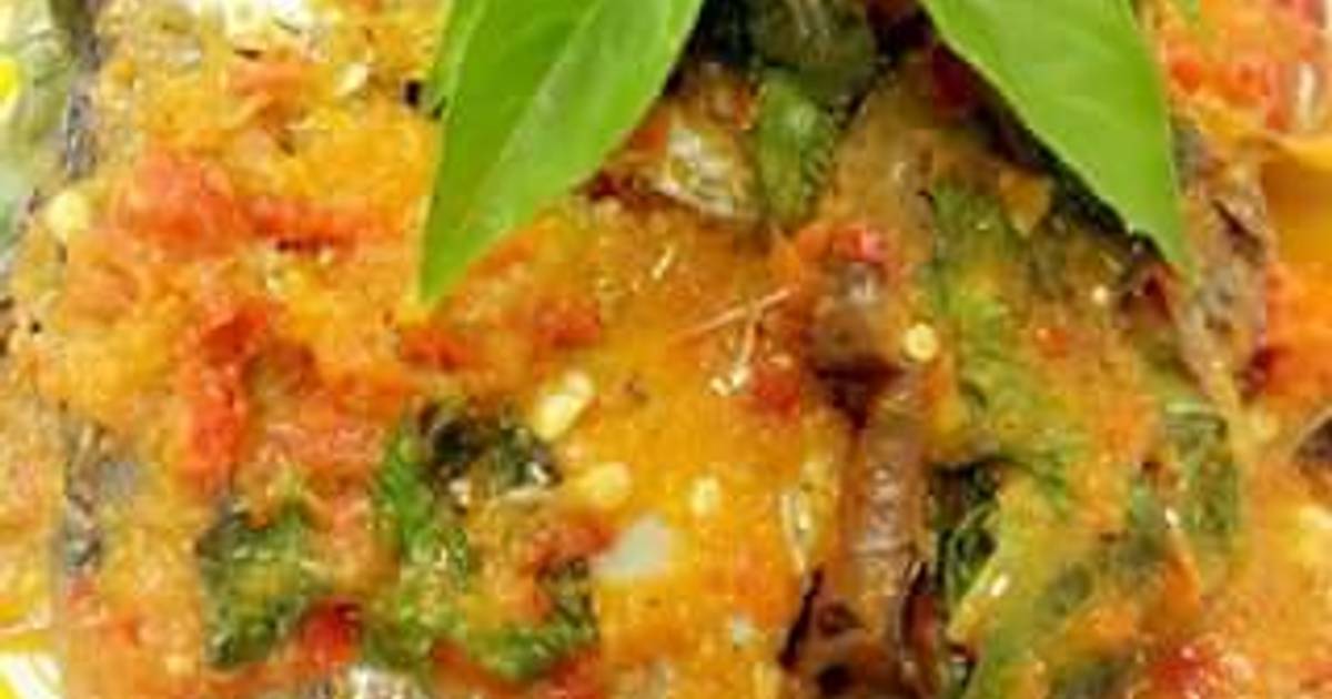Resep Pindang Ikan Kembung Pedas oleh Anna Andrian - Cookpad