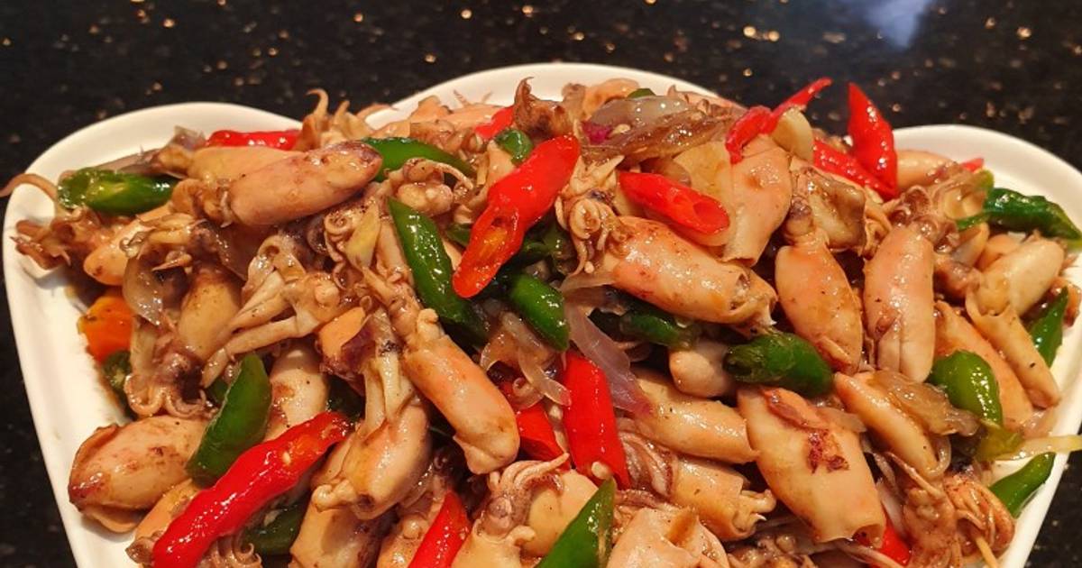 Resep Oseng Cumi Asin oleh Ranny Fahd Arafiq - Cookpad