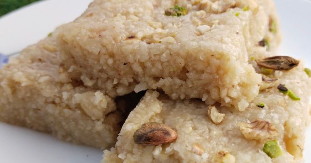 Peanut Burfi Recipe by Anupama Chaudhary - Cookpad