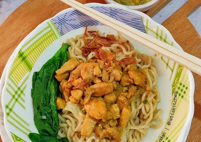 Resep Mie Ayam oleh Heti - Cookpad