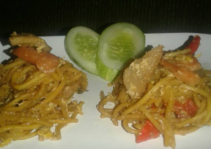 Resep Mie kuning goreng oleh Eni Nuraeni - Cookpad