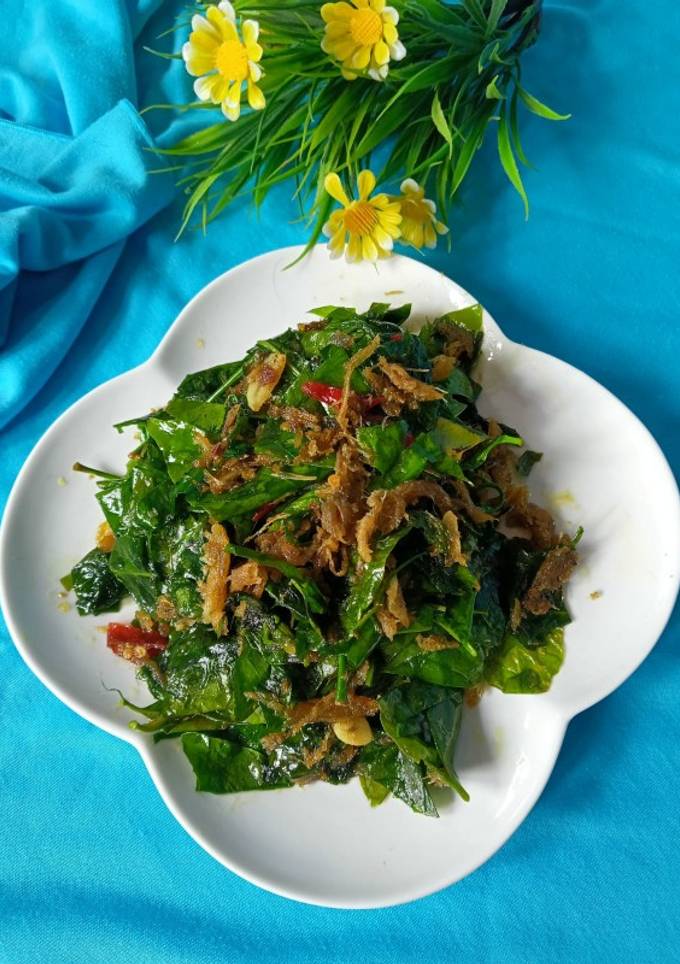Resep 280 ) tumis daun so (melinjo) ikan asin jambrong oleh Susan ...