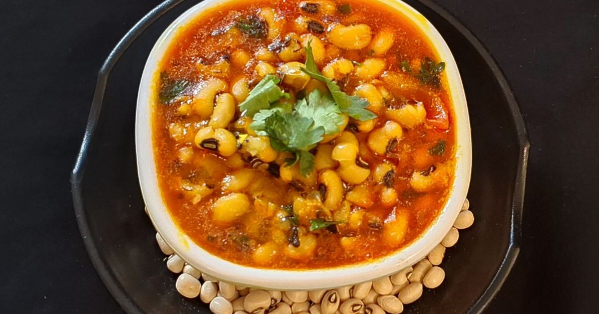 Punjabi Style Lobia Masala Recipe by Keshma Raichura - Cookpad