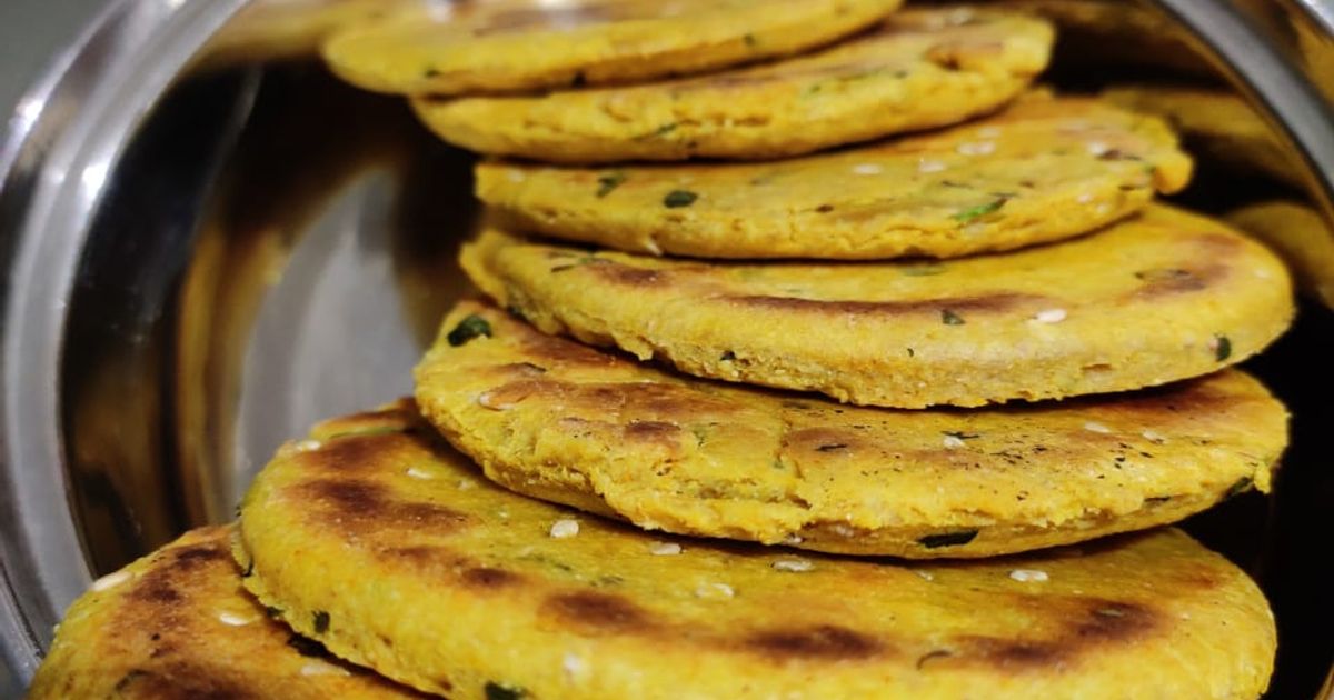 sheth pinal b balavant rai દ્વારા રેસીપી મસાલા ભાખરી=(Masala Bhakhari ...