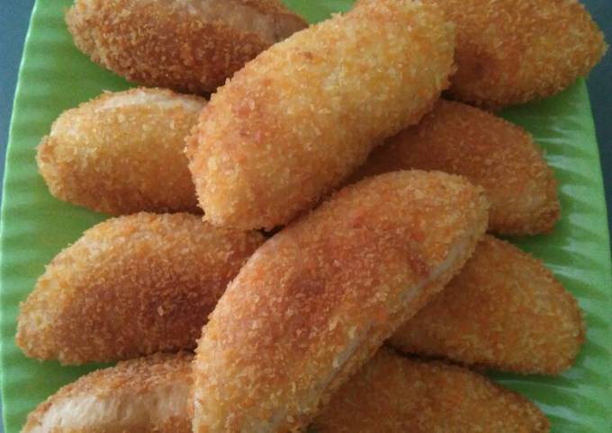 Resep Roti goreng isi daging ayam oleh Kenza Kitchen - Cookpad