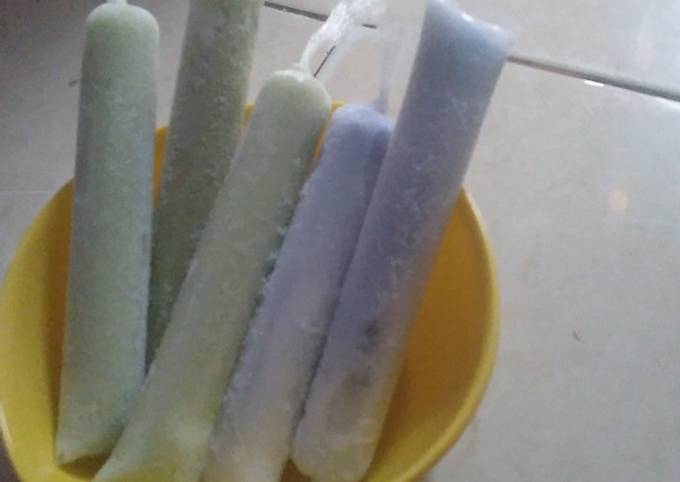 Resep Es lilin santan rasa pandan oleh Yulmaida Manthani - Cookpad
