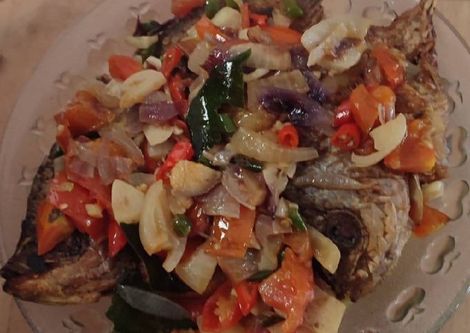 Resep Gurami Rica rica oleh sri utami - Cookpad