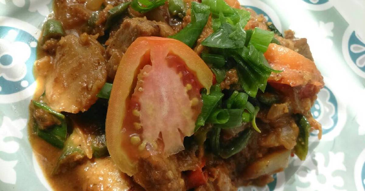 Resep oseng daging bumbu kacang oleh Kintan kumala - Cookpad