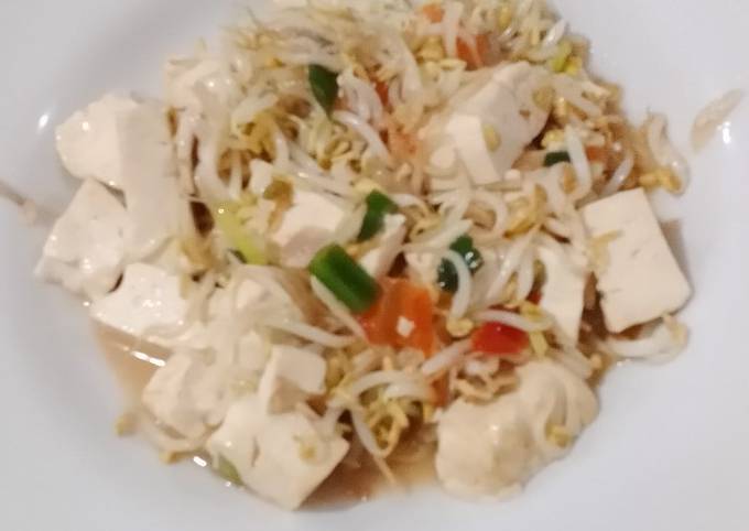 Resep Tumis Tauge Tahu oleh Indah 'Pawon Zie' - Cookpad