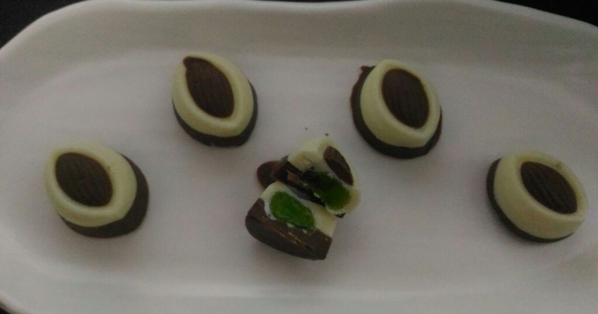 Jujips Stuffed Chocolate Recipe by Ila Palan - Cookpad