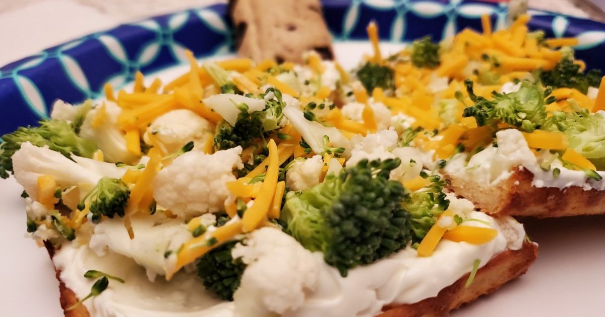 3 Cheese Pizza Home Recipes - Cookpad