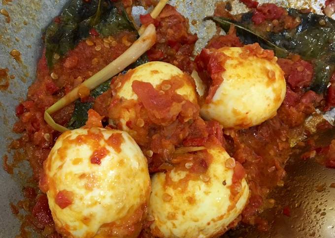 Resep Telur balado oleh Bikinan si Gendut - Cookpad