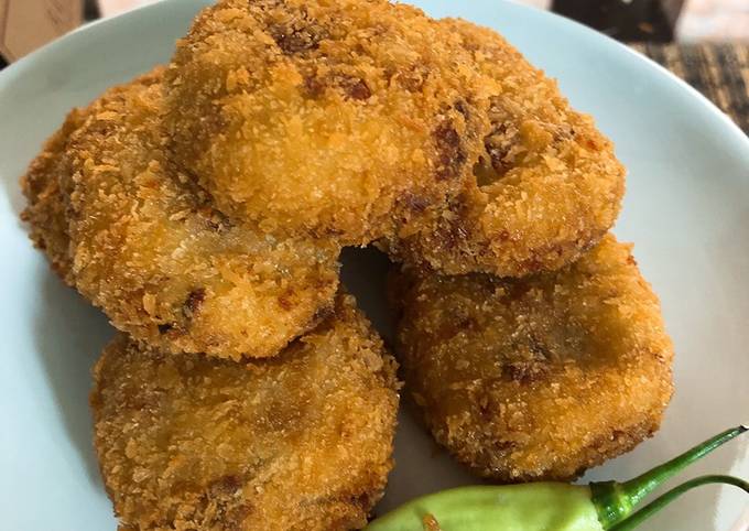 Resep Kroket kentang daging asap oleh Mbawin - Cookpad