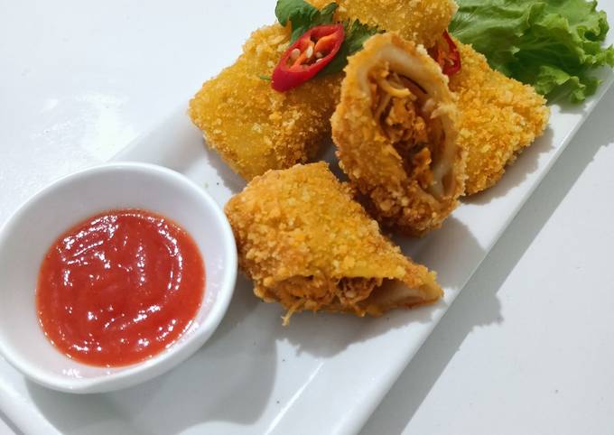 Resep Risol isi ayam pedas oleh Rhesti Danty - Cookpad