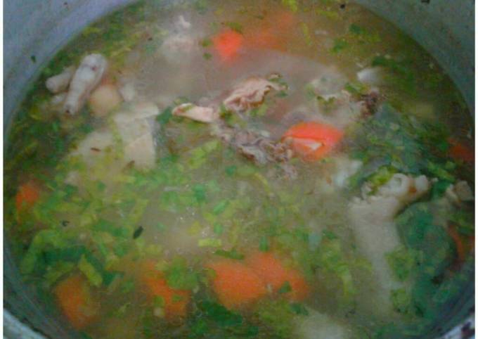 Resep Sup ceker ayam oleh Frensia Agek 🍨 - Cookpad
