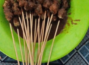 Resep sate ayam sederhana bumbu kacang rumahan enak dan mudah - Cookpad