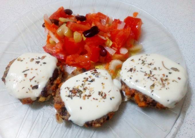 Hamburguesas De Poroto Colorado Receta De Silvia Dujan Cookpad