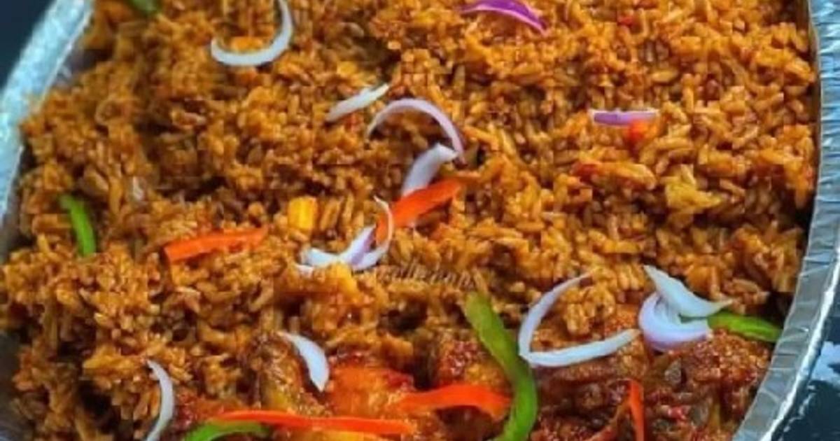 Jellof rice so yummy Recipe by Favournathaniel Okagbuo - Cookpad