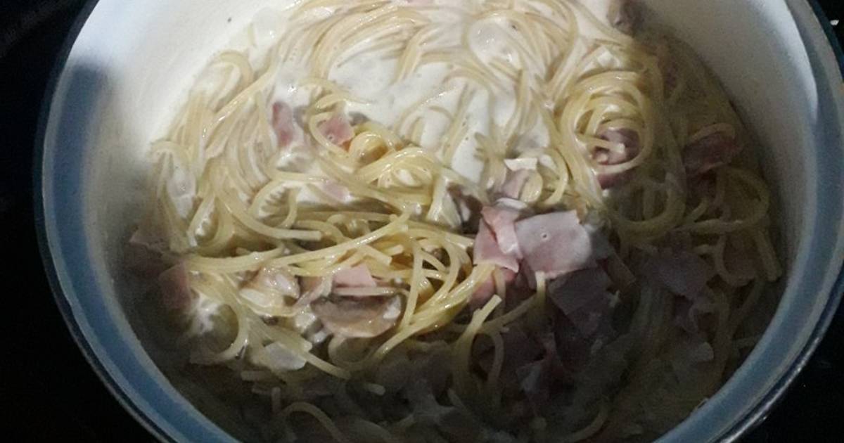 Spaghetti con jamón Receta de Gabriela Ace- Cookpad
