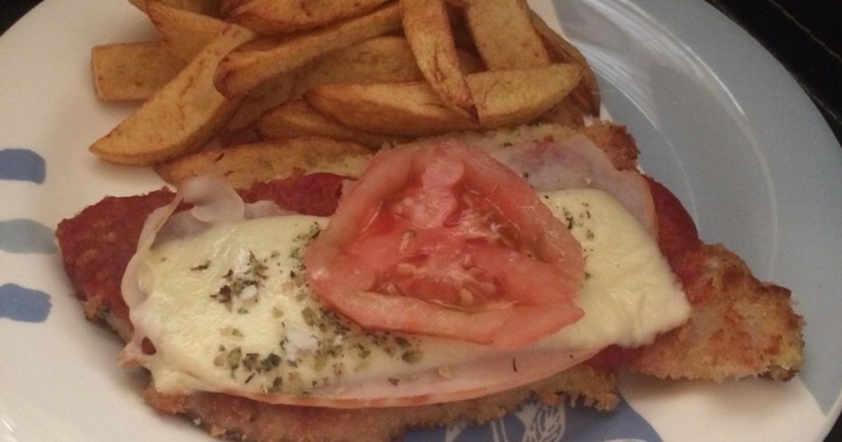 Milanesas De Carne A La Napolitana Con Papas Fritas 🇦🇷 Recipe by Marisol Melgarejo - Cookpad