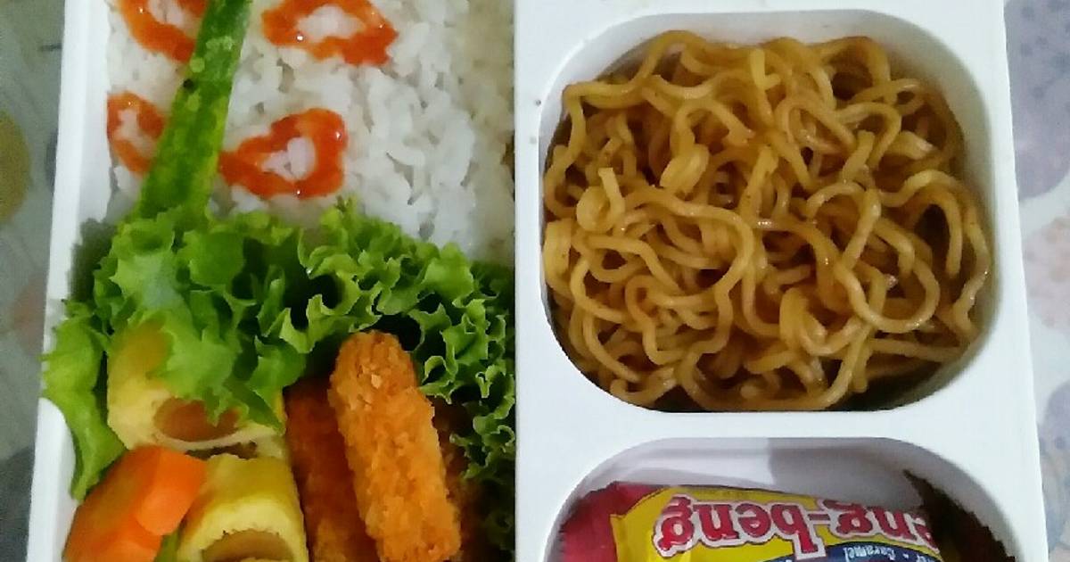 Resep Bento Bekal paksu 😂 oleh Kiki_Nomuyepo - Cookpad