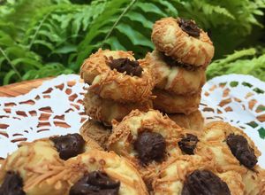 Resep nutella thumbprint nutella cookies rumahan enak dan mudah - Cookpad
