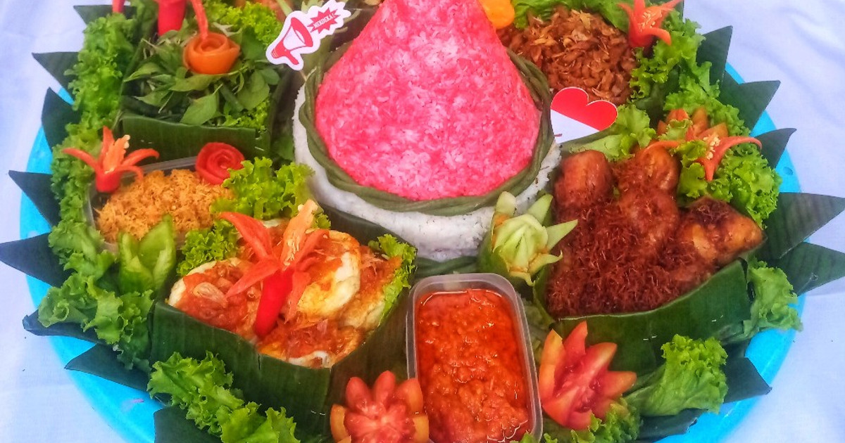 Resep Tumpeng (Nasi Merah Putih) oleh Via Vie (Dapur Bunda) - Cookpad