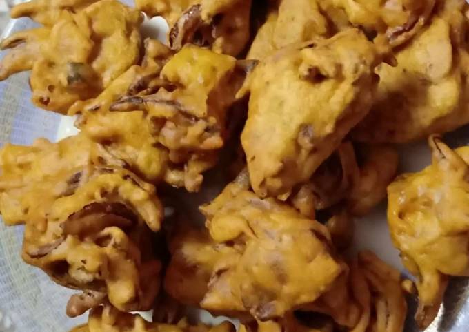 Pyaz pakora Recipe by Shruti Gopal Jaiswal - Cookpad