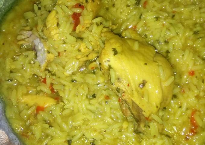 Arroz amarillo con pollo Receta de Johana Zurita- Cookpad