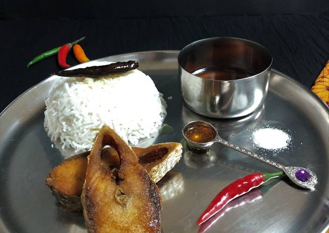 Ilish Maach Bhaja (Hilsa Fish Fry) Recipe by Bethica Das - Cookpad