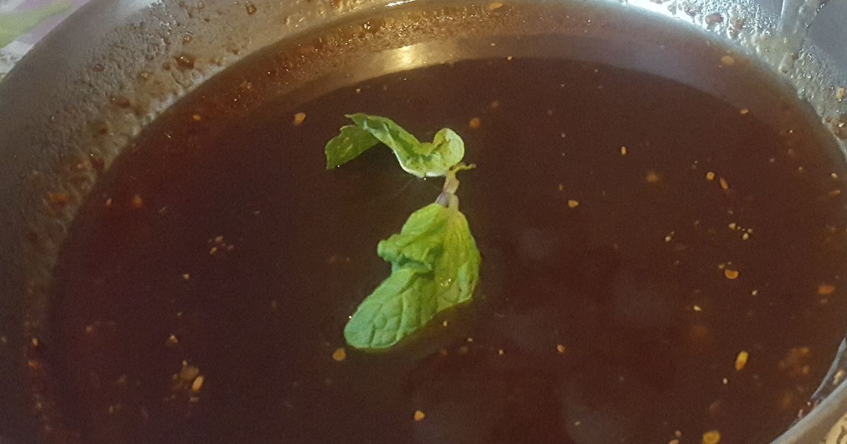 Imli Ki Khatti Methi Chutney Recipe by Zainab Aftab - Cookpad