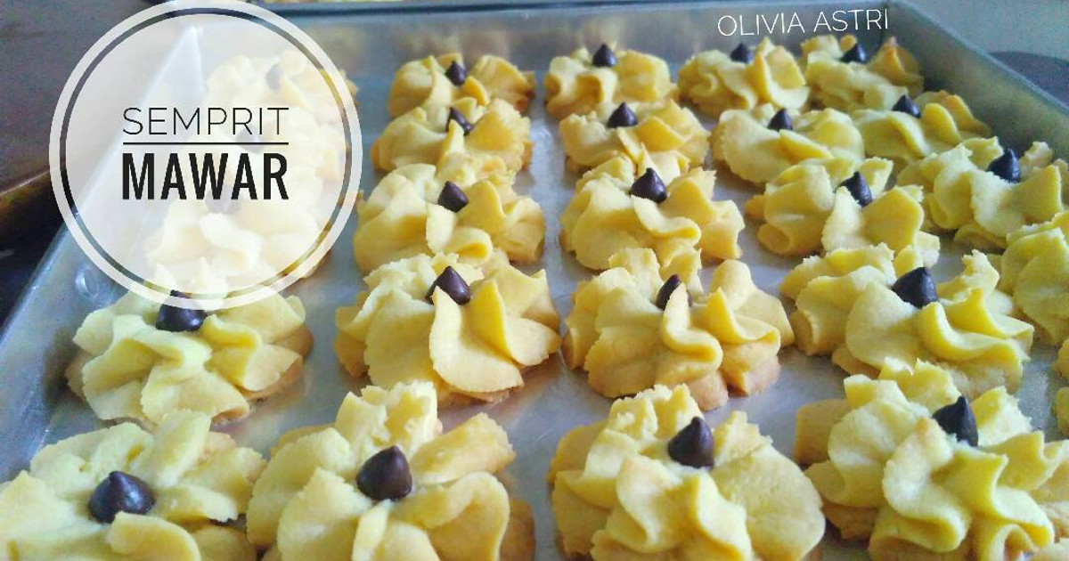 Resep Kue Semprit Mawar 🌹 oleh Olivia Astri - Cookpad