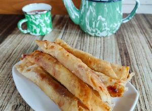 Resep piscok renyah lumer mudah dibuat cocok untuk camilan atau jualan