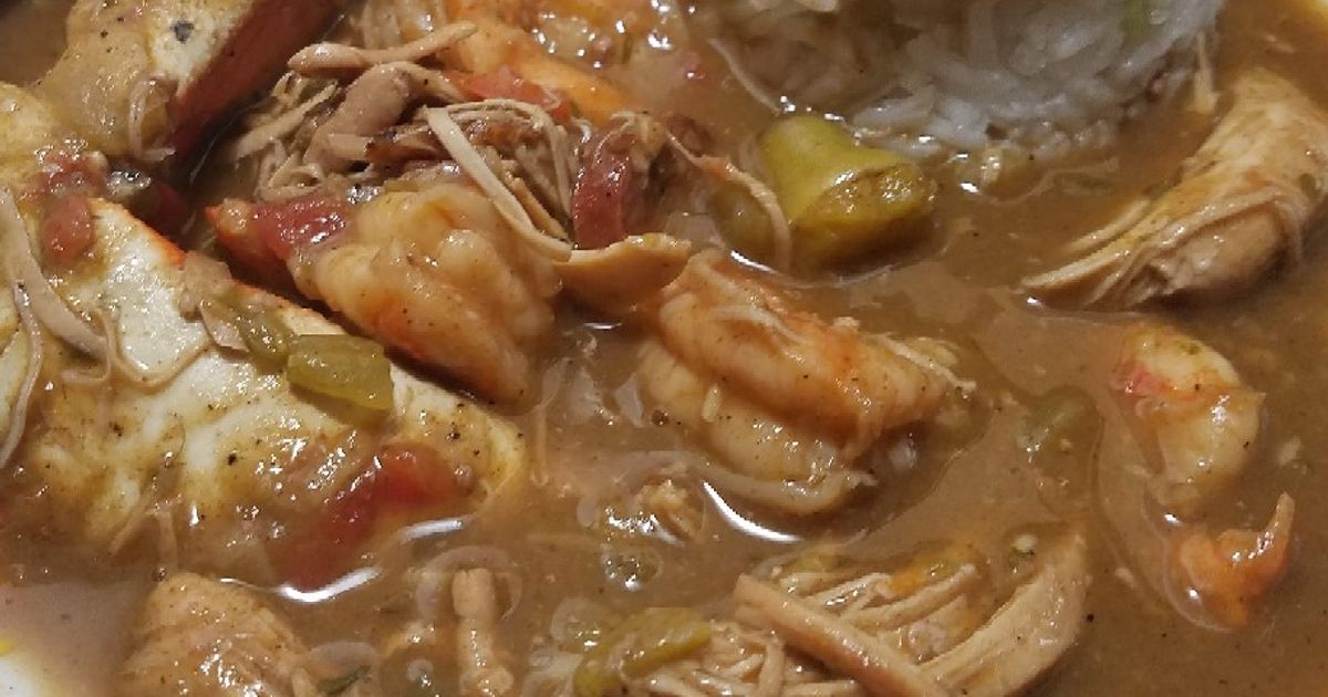 Uncle Yumm's Yummbo Aka Shrimp Sausage Chicken & Crab Gumbo Recipe By ...