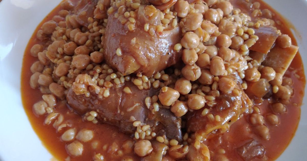 Cow Feet With Chickpeas And Wheat Recipe By مجلة الطبخ مع نزهة