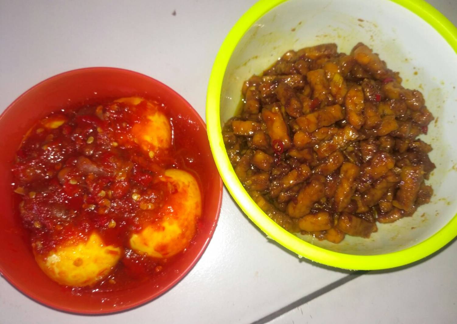 Resep Telor bulat balado & Tempe oreg oleh Nisa Annisah - Cookpad