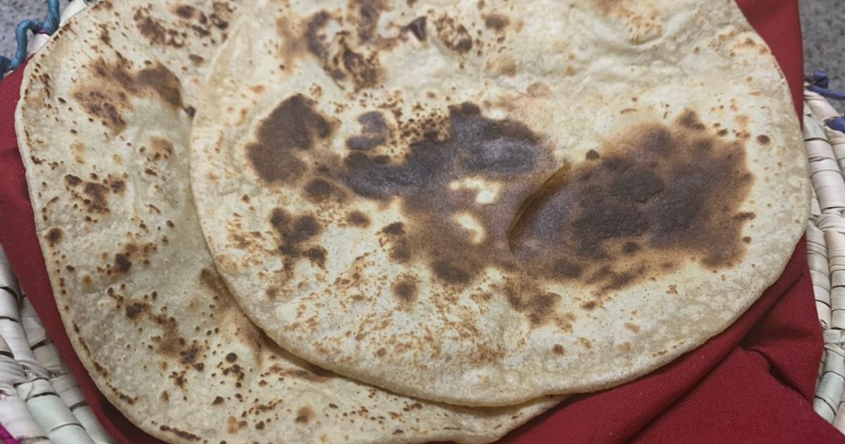 Simple Wheat Roti Recipe by Kiran Shoaib - Cookpad