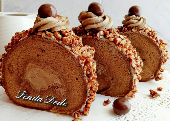 Resep Mocca Nougat Roll Cake oleh Fenita D2 - Cookpad