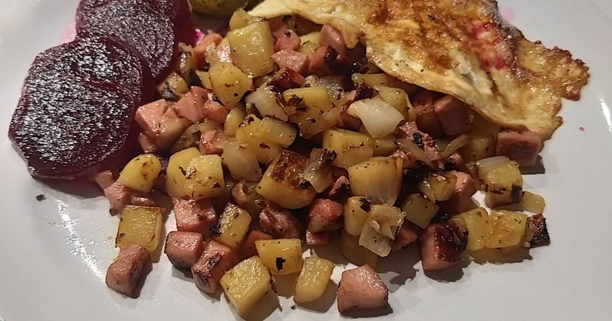 Pyttipanna - Swedish hash Recipe by Max Langer - Cookpad