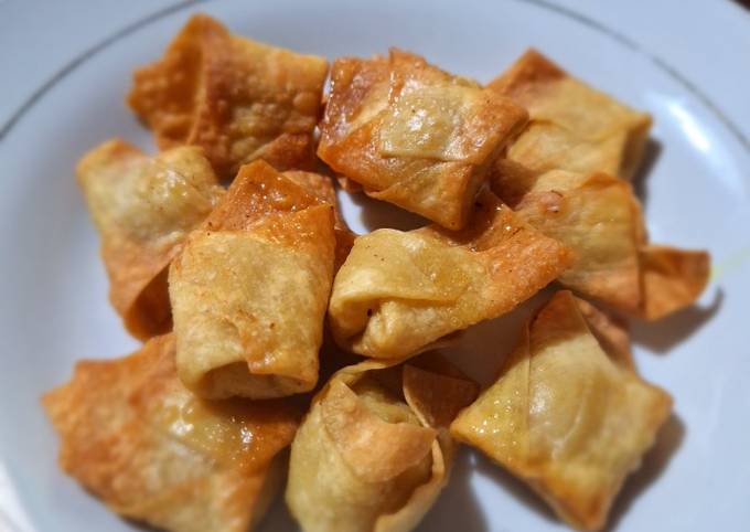 Resep Pangsit Goreng Ayam oleh Gisti - Cookpad